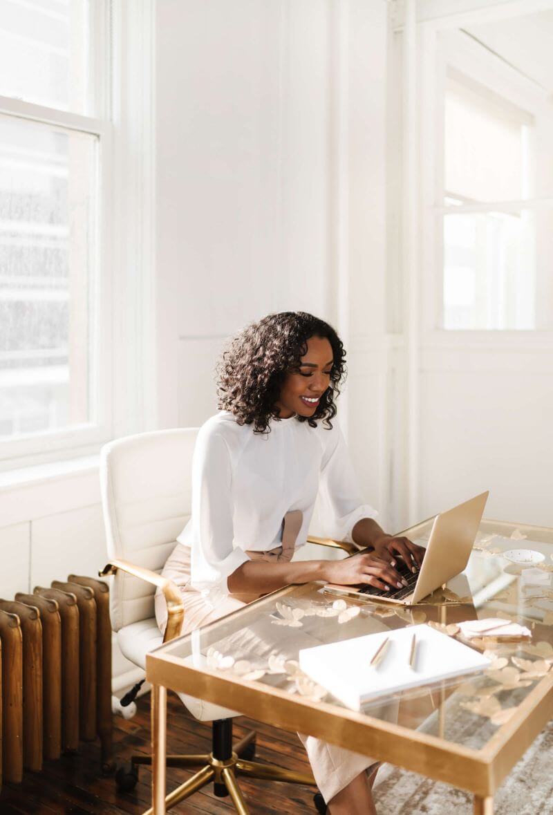 How to Plan a Virtual Class Reunion - Sendo Invitations